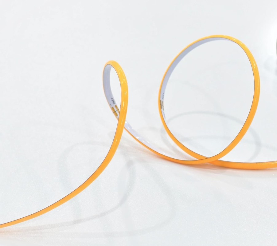 24V DC Cob Led Light Strip 3mm PCB Width With 140 Degree Beam Angle